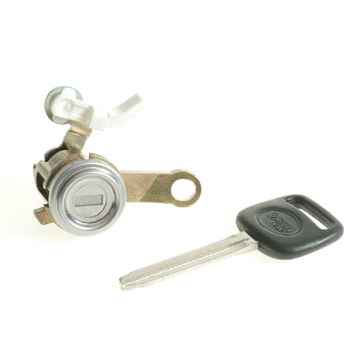 6905120330 - CarLockSystems